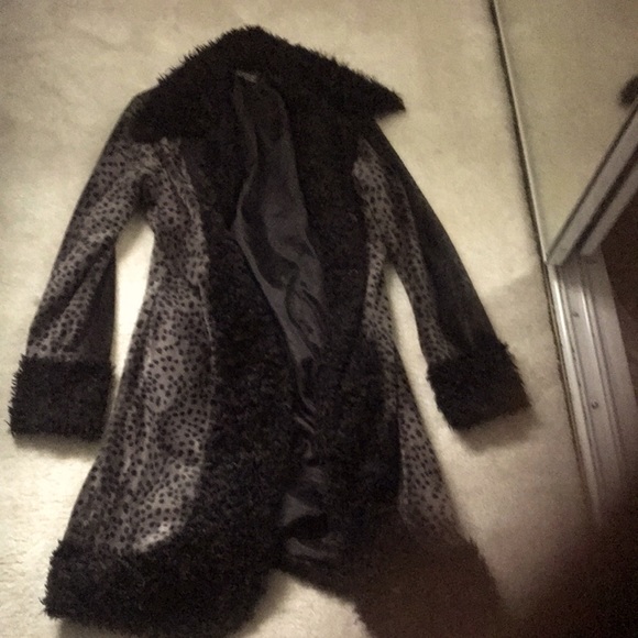a.z.i.z | Jackets & Coats | Aziz Vintage Leopard Faux Fur Coat Barely ...
